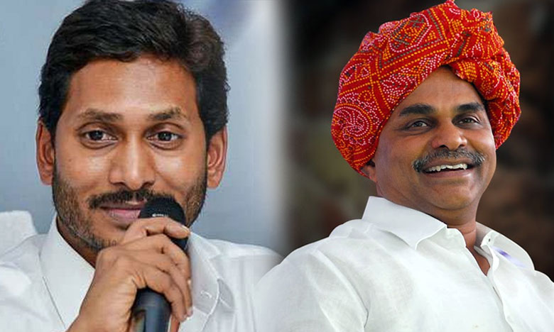 గెలిచిన వెంటనే నాన్నను తలచుకున్నా: వైఎస్ జగన్ | Remembered my father ys ...