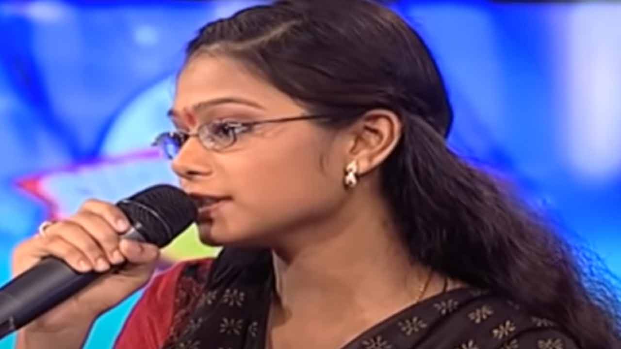 Telugu Singer: తెలుగునాట అద్భుతమైన పాటలు పాడుతూ దూసుకుపోతున్న ఈ సింగర్ ...