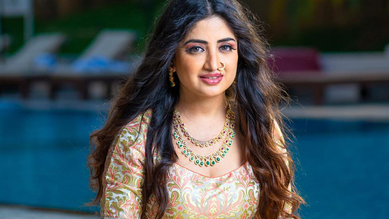 Poonam kaur: నేను దేవతను అందుకే ఆ రావణులను క్షమించగలిగాను : పూనమ్ కౌర్ ...