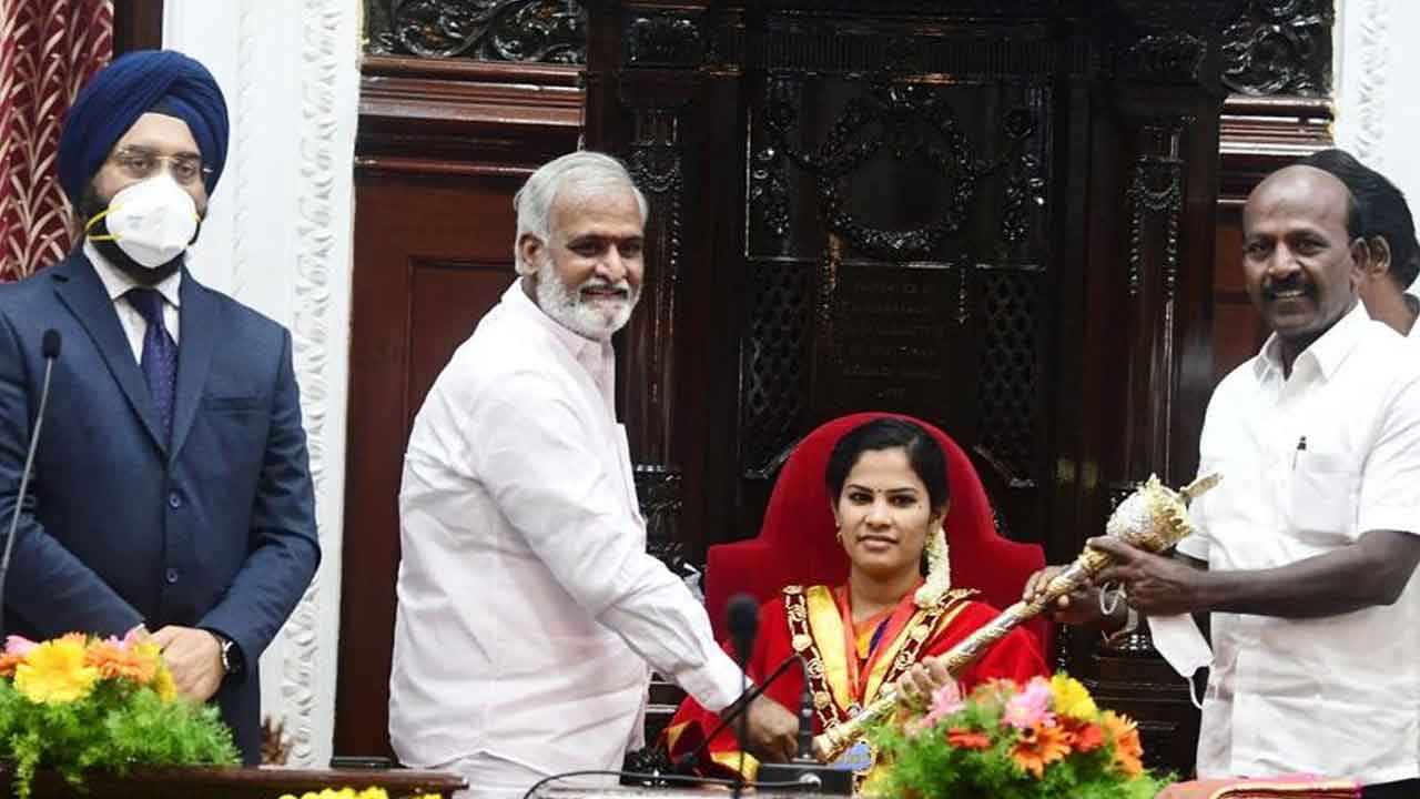 R Priya: తమిళ రాజకీయాల్లో ట్రెండ్ సెట్ చేసిన డీఎంకే.. చెన్నై మేయర్ ...
