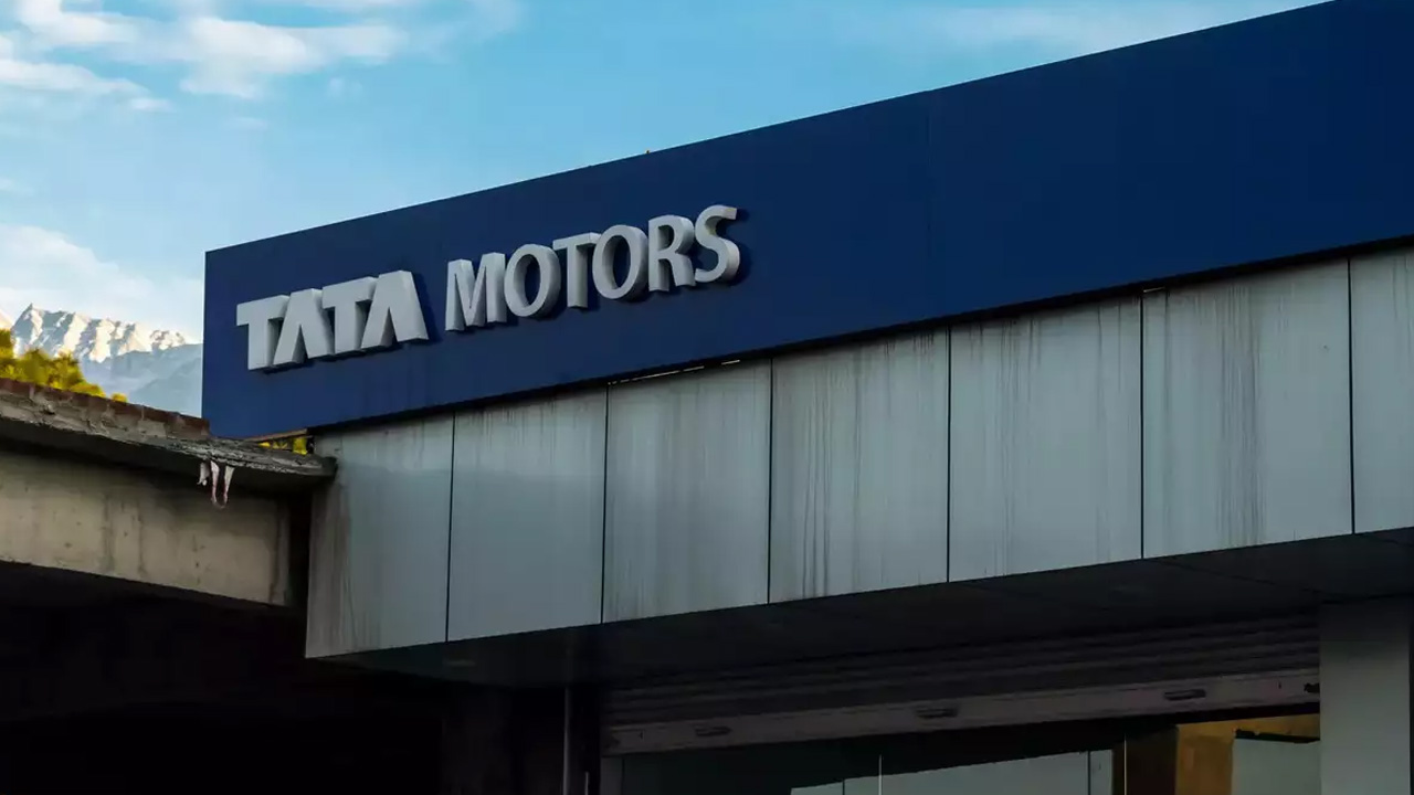 Tata Motors: కస్టమర్లకు టాటా మోటార్స్ షాక్.. ఆ వాహనాల ధరలు పెరిగాయి ...