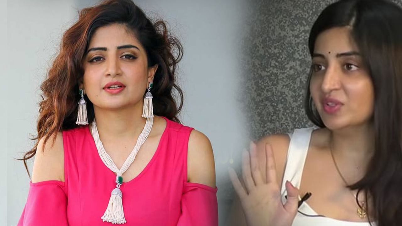 Poonam Kaur: "బికినీలో తిరుగుతా నా ఇష్టం".. ఘాటుగా స్పందించిన పూనమ్ ...