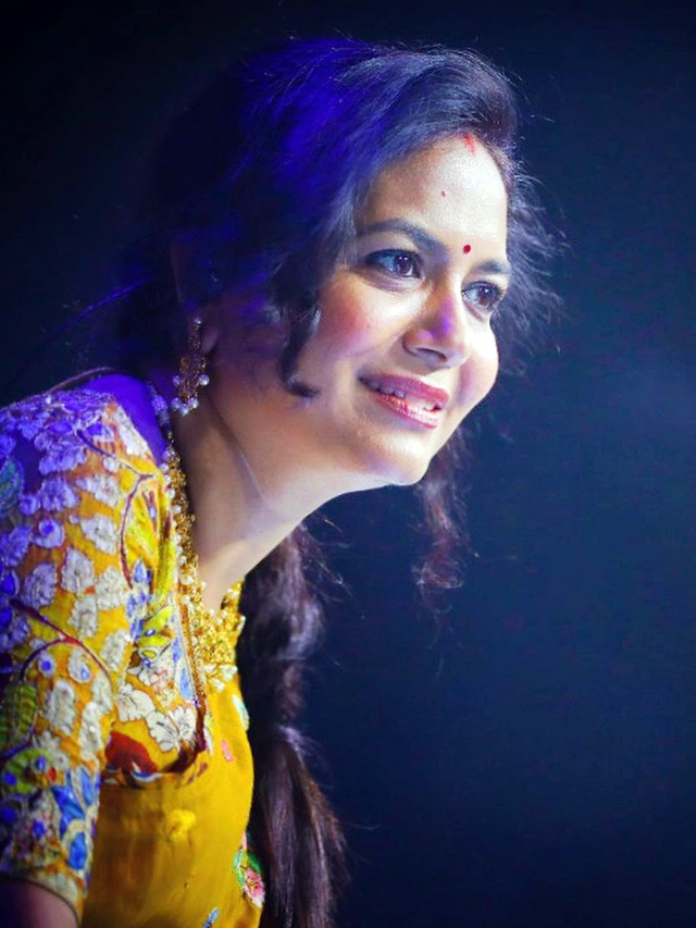 వెండితెరపై అడుగు పెట్టనున్నసింగర్‌ సునీత.. ఎలా అయినా మనసులు దోచేస్తుంది ...