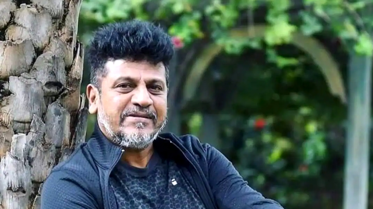 Shiva Rajkumar: శివన్న రెట్రో లుక్.. ఘోస్ట్ మూవీ నయా పోస్టర్స్ అదుర్స్ ...